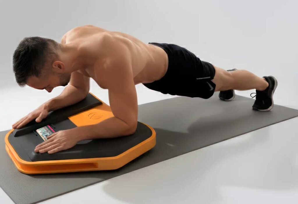 Aviron turns planks into video games with the Abs Hero - Wellworthy ...